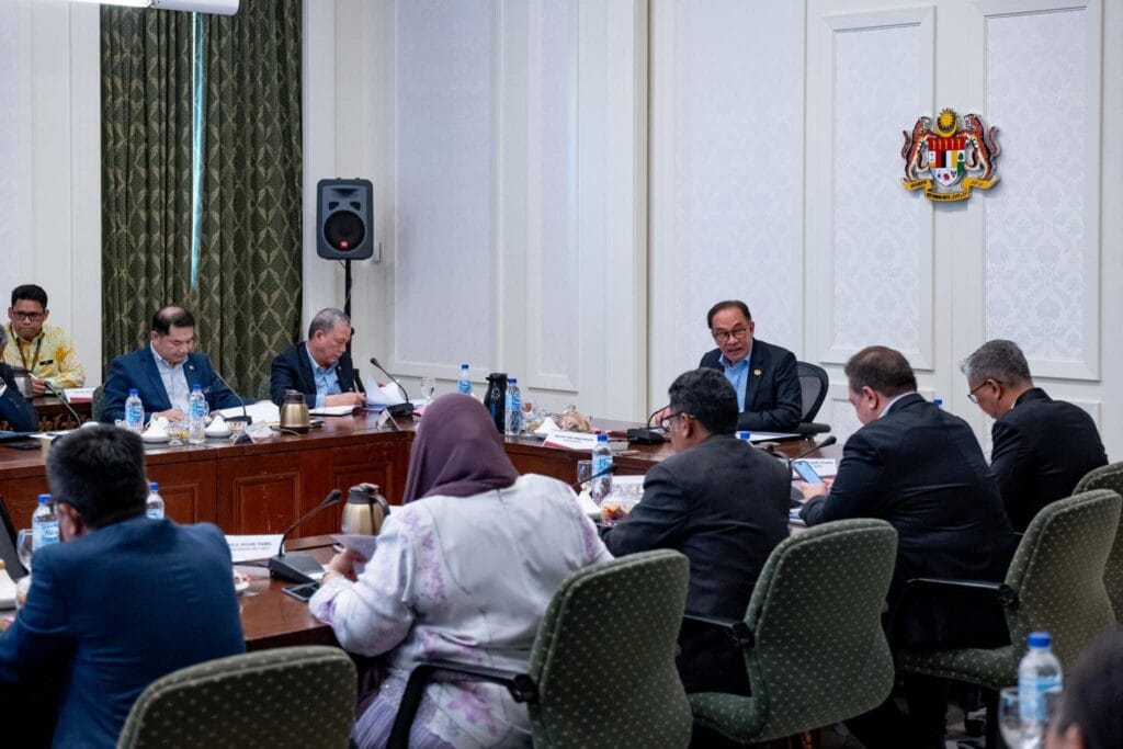 Kerajaan komited pacu negara sebagai Pusat Data AI Lestari Asia ...
