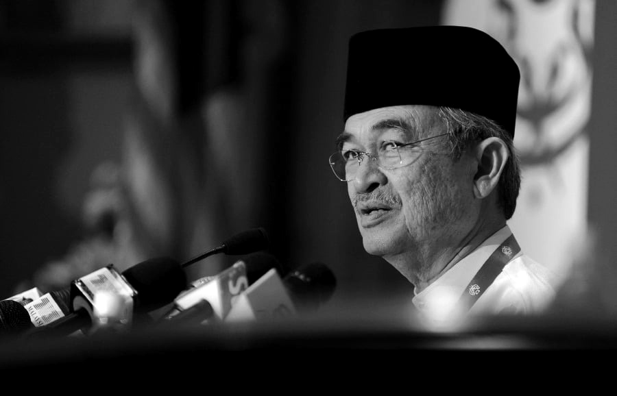 Pak Lah tokoh politik berintegriti tinggi, bersih - Hamzah | Malaysia ...