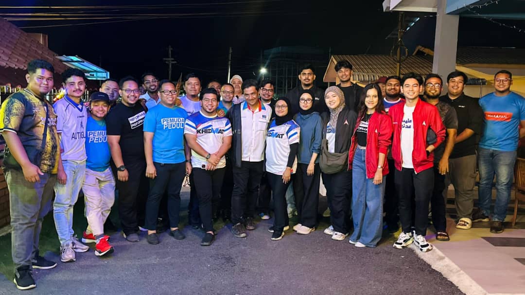 949 pek bantuan disalurkan kepada mangsa banjir di Larut, Matang dan ...