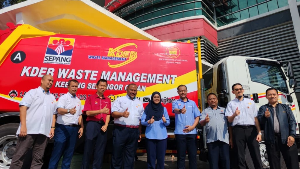 MPSepang terima 114 lori baharu, KDEBWM tingkat perkhidmatan pengurusan ...